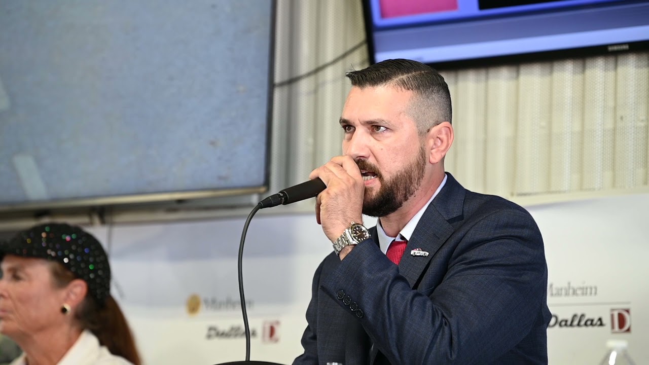 Sean Hanafi Auctioneer, Arizona Auctioneer at the World Automobile ...
