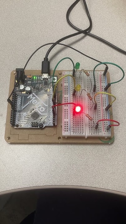 Traffic Light - Arduino Project - YouTube