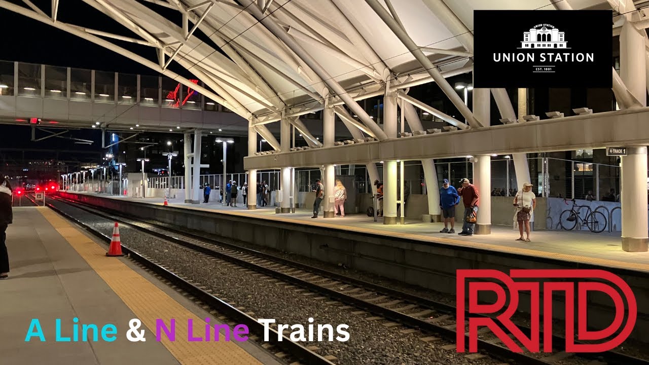 RTD Commuter Rail at Denver Union Station - YouTube