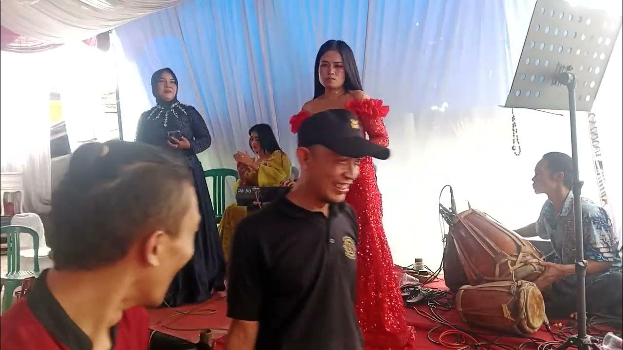 DUA LALAKI COVER RINA & NINK NONK - YouTube