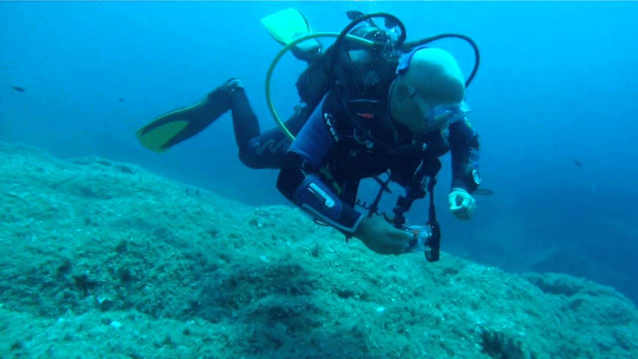 IMMERSIONE SUBACQUEA IN SARDEGNA E CORSICA - YouTube