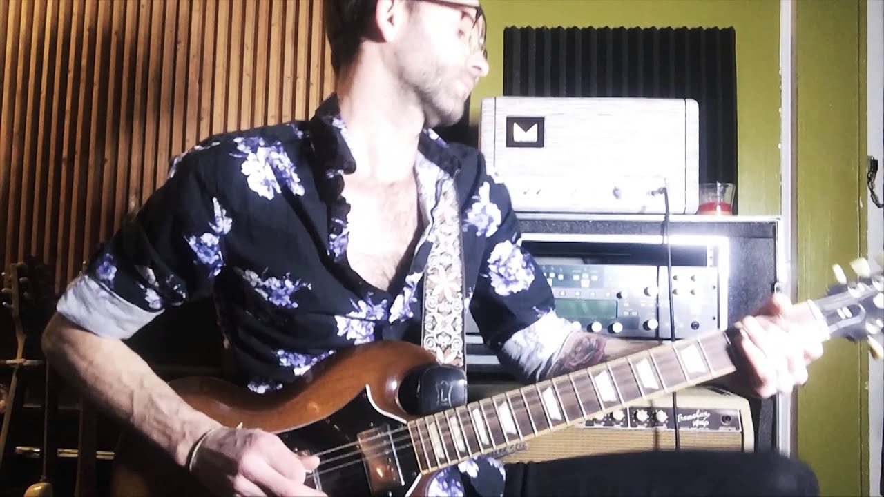 Tyler Cain- building a track in the studio - YouTube