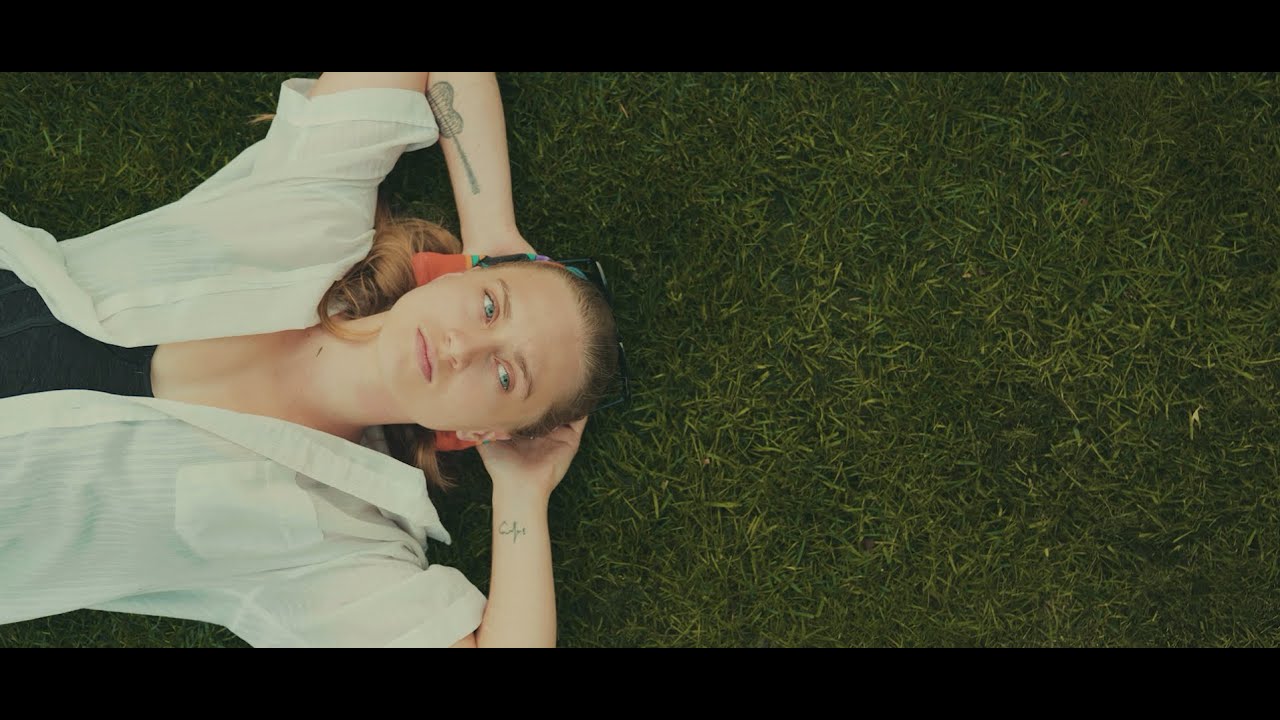 oh caroline - Wisdom Teeth (feat. santpoort) [Official Music Video ...