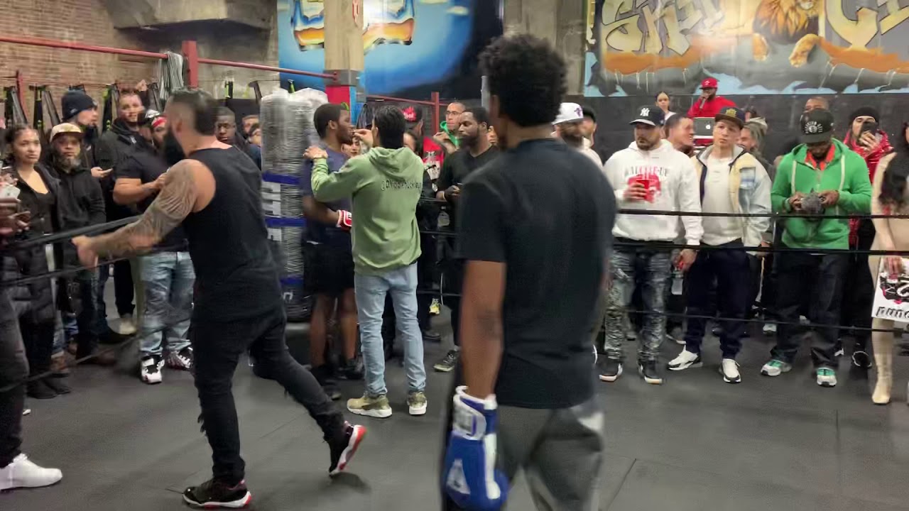 Streetboxing Invades Bronx 1/25/20 (Round 2) - YouTube