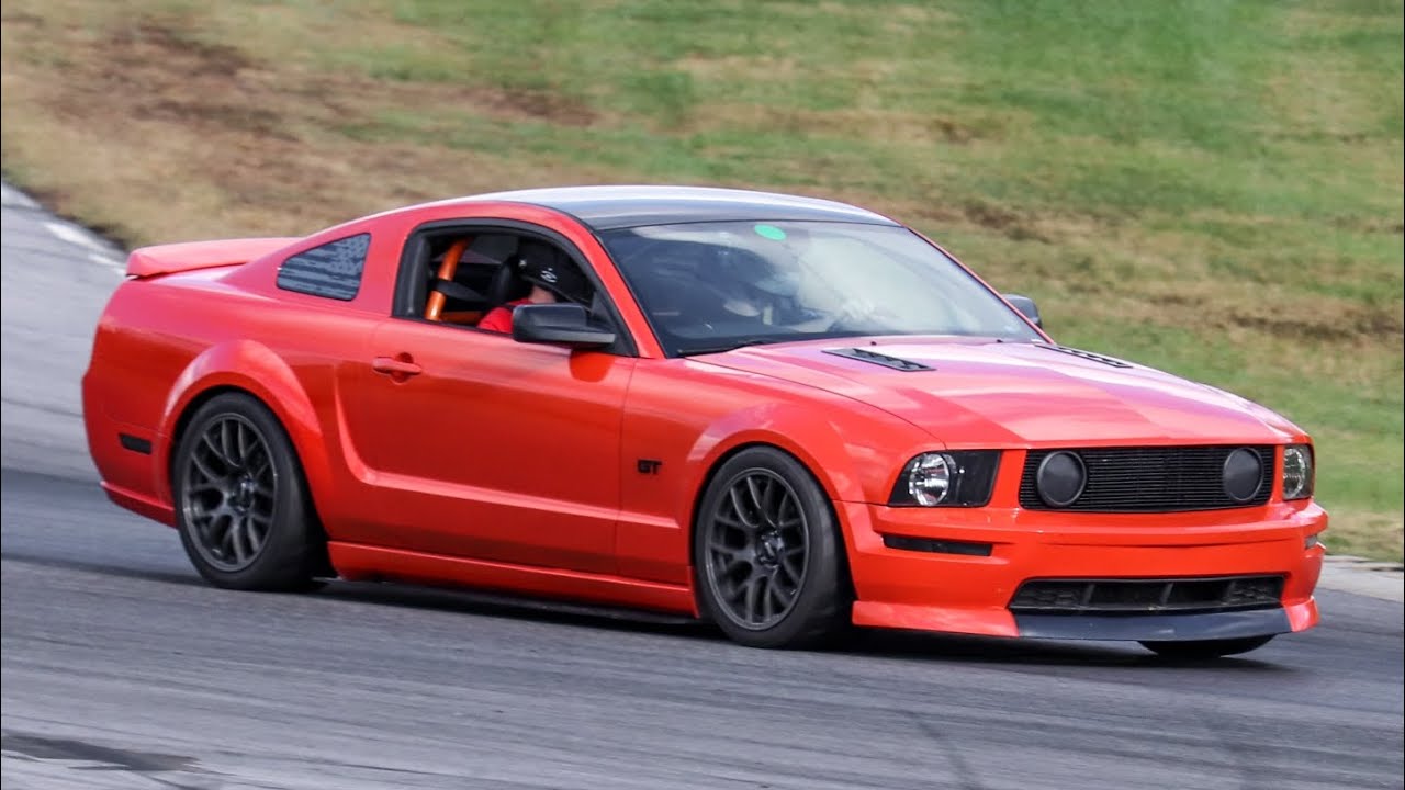 2005 Mustang GT Virginia International Raceway. First HPDE - YouTube