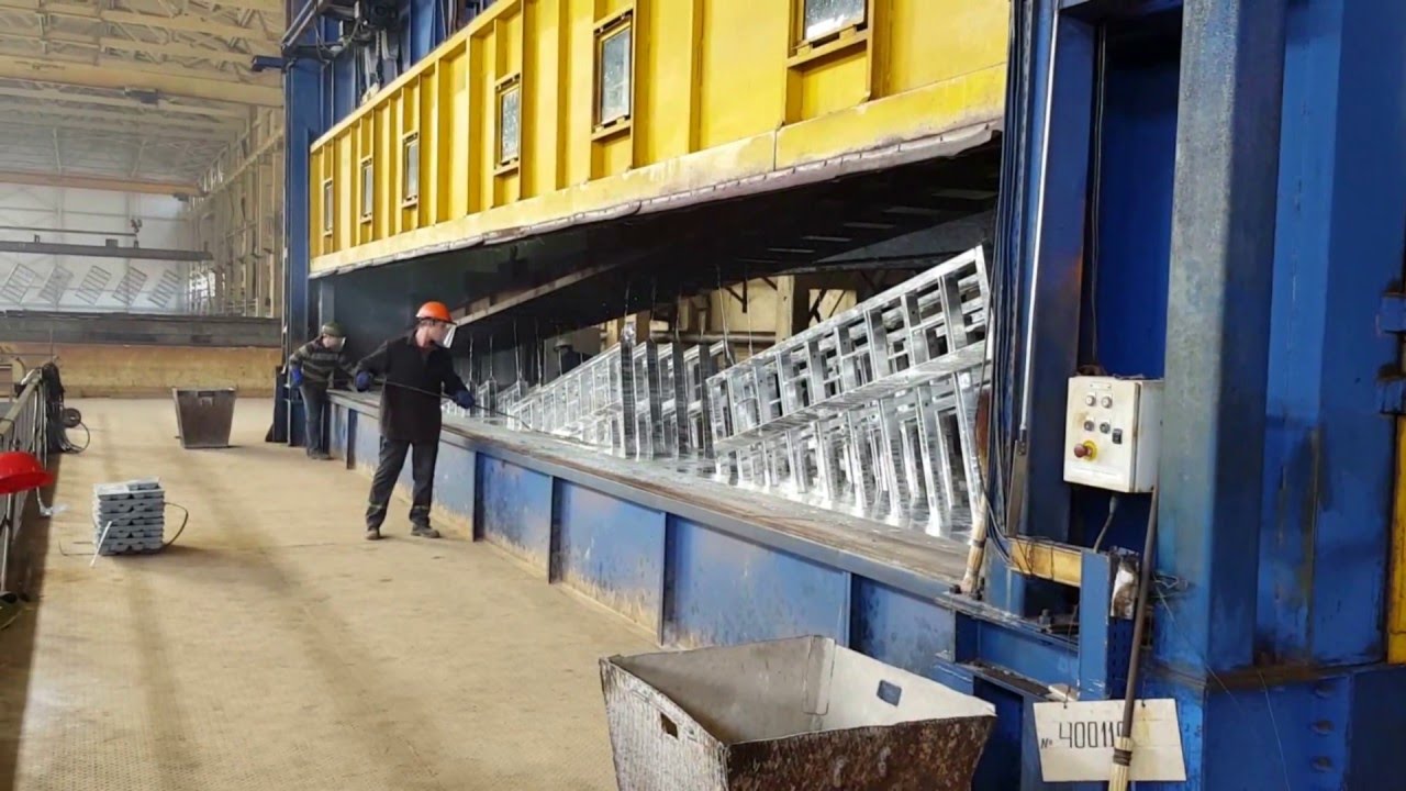 Corrosion protection of ROBUD STAYER framed formwork panels by hot-dip galvanizing - YouTube