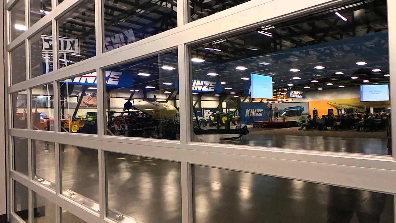 KINZE innovation Center: breve tour in Italiano - YouTube