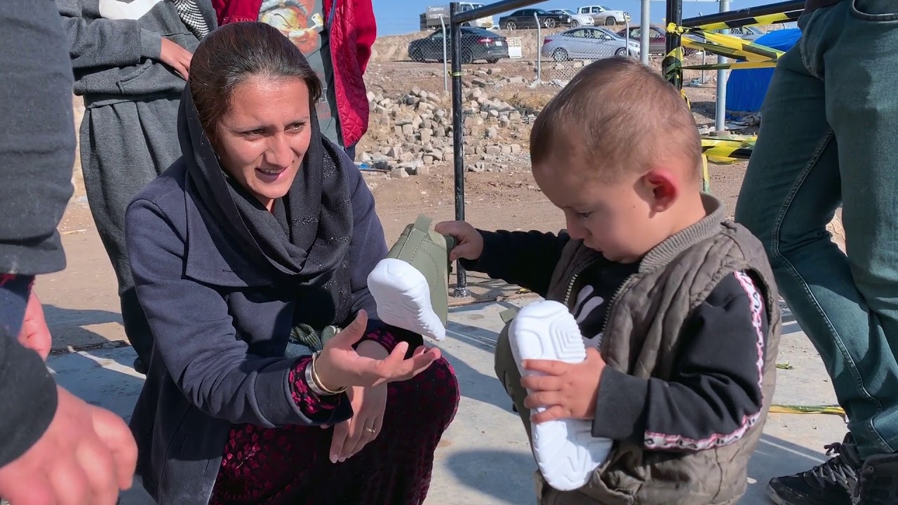 Delivering Winter Clothing to Refugees in Northern Iraq - YouTube