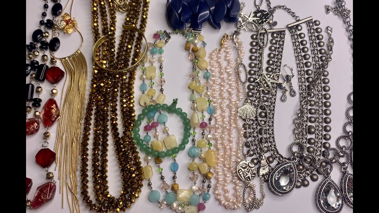 Goodwill Bluebox 5 lbs jewelry repurpose box unboxing! Mystery jewelry ...