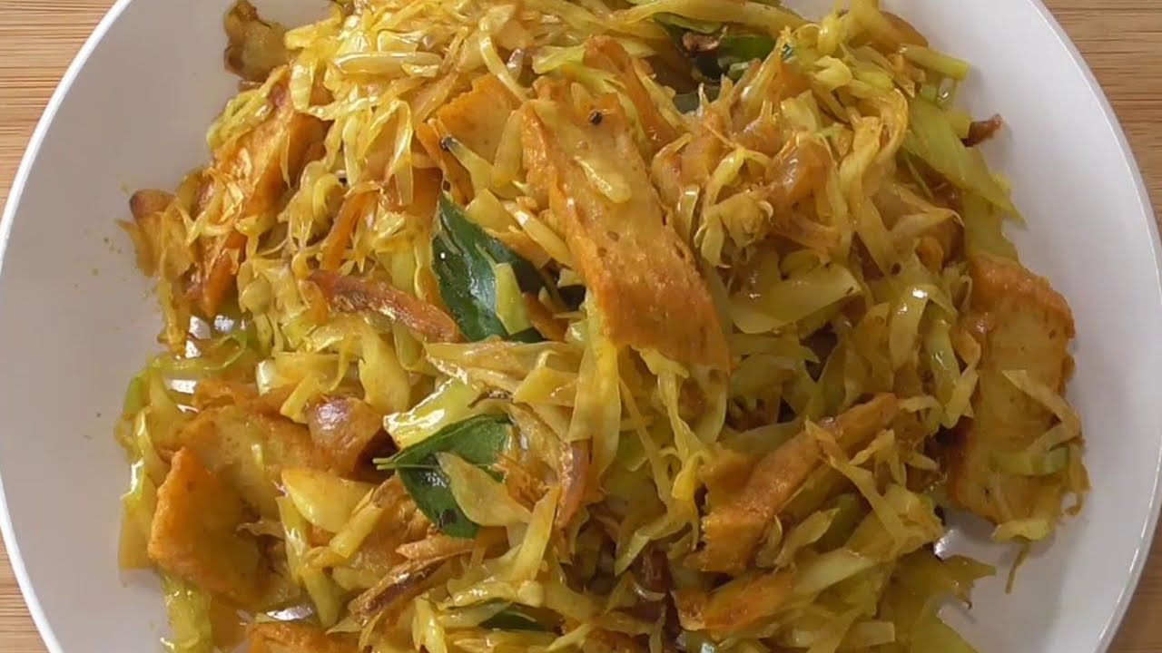 Kobis Goreng Masala Kek Ikan - Fish Cake Masala Stir-Fried Cabbage ...