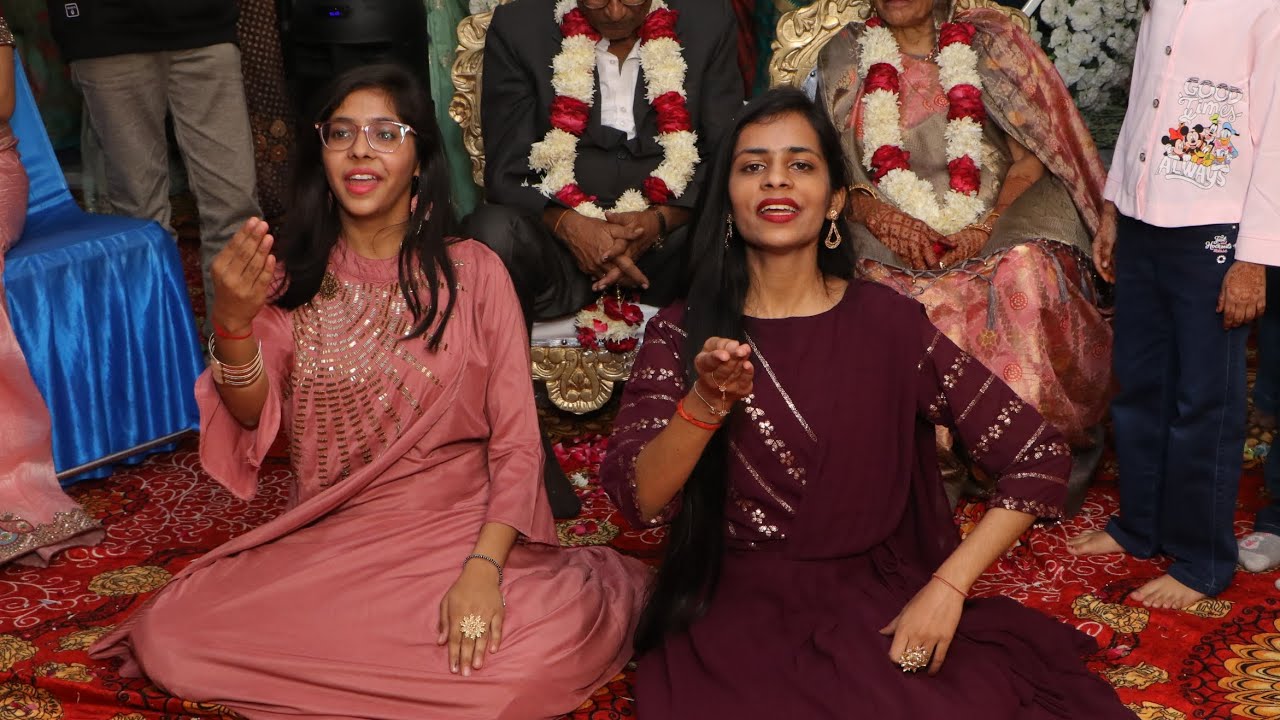 Sangeet Dance Performance l Old Songs 😍 - YouTube