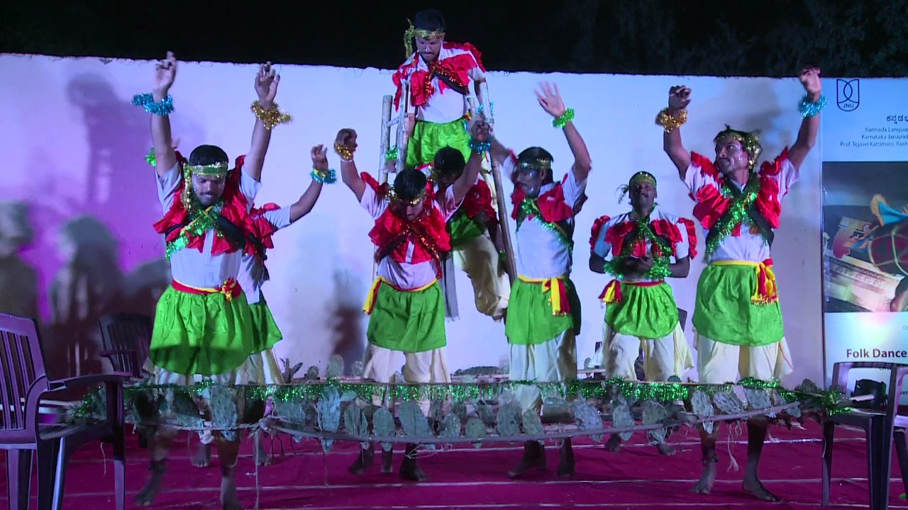 Hejje Mullu performance at Folk Dances of Karnataka at JNU on 18th ...