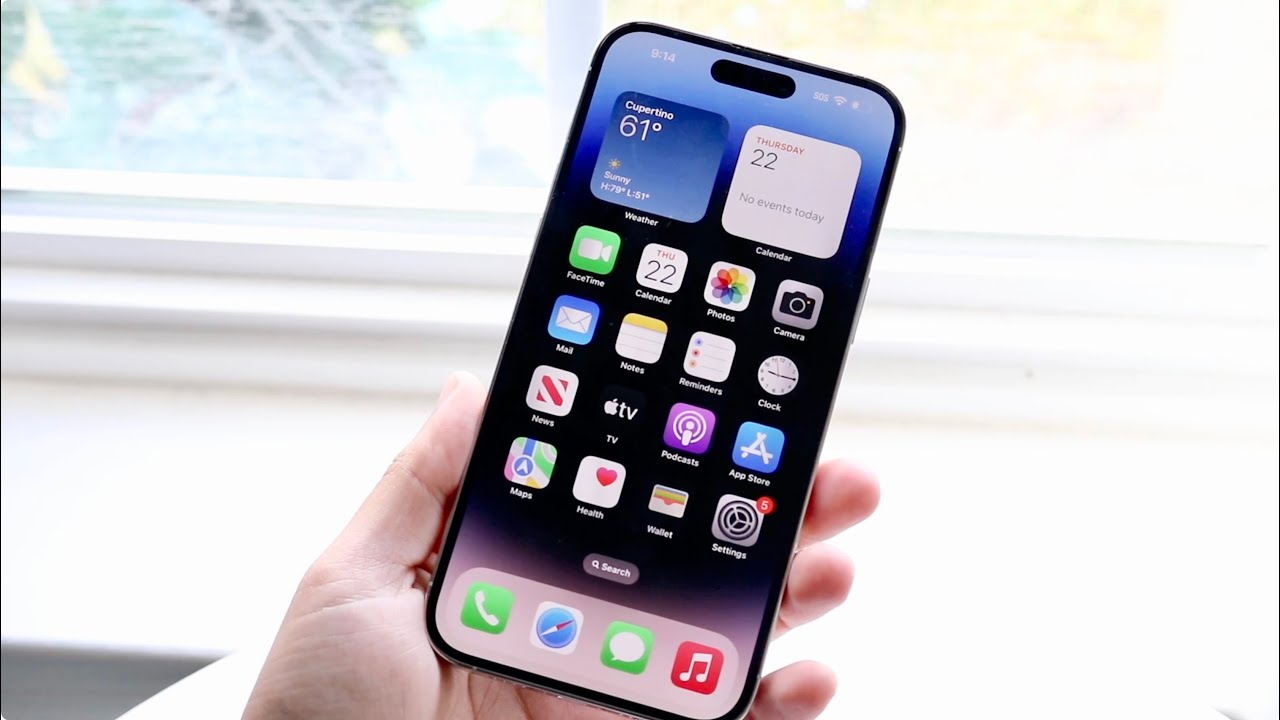 Say Hello To a New iPhone - YouTube