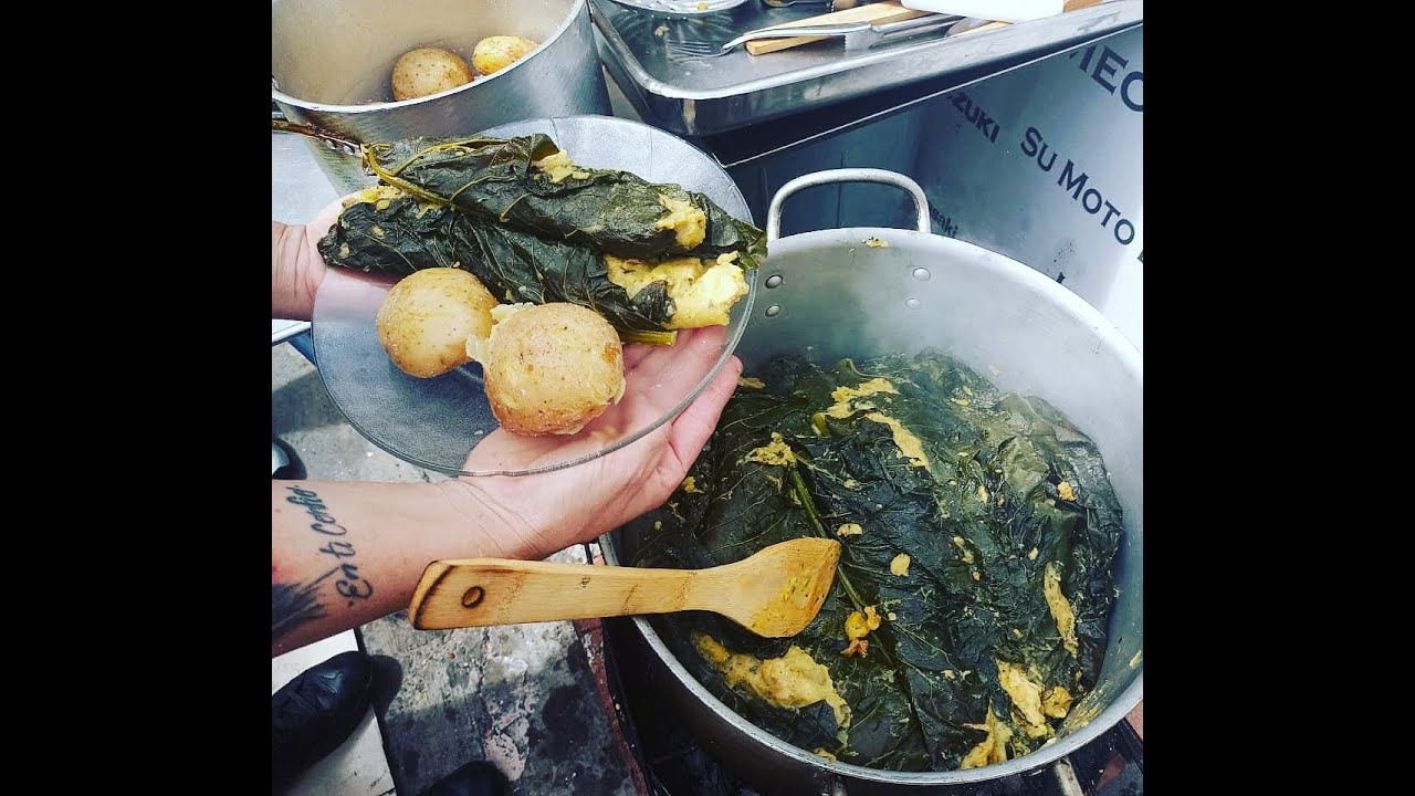 Deliciosos indios boyacenses cocinados en leña - YouTube