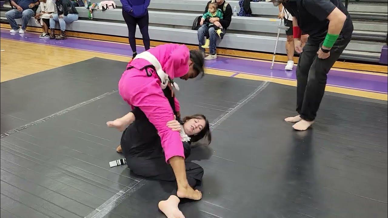 Female White Belt BJJ Match At Guardian Series BJJ Competition Savannah Georgia May 2023 - YouTube