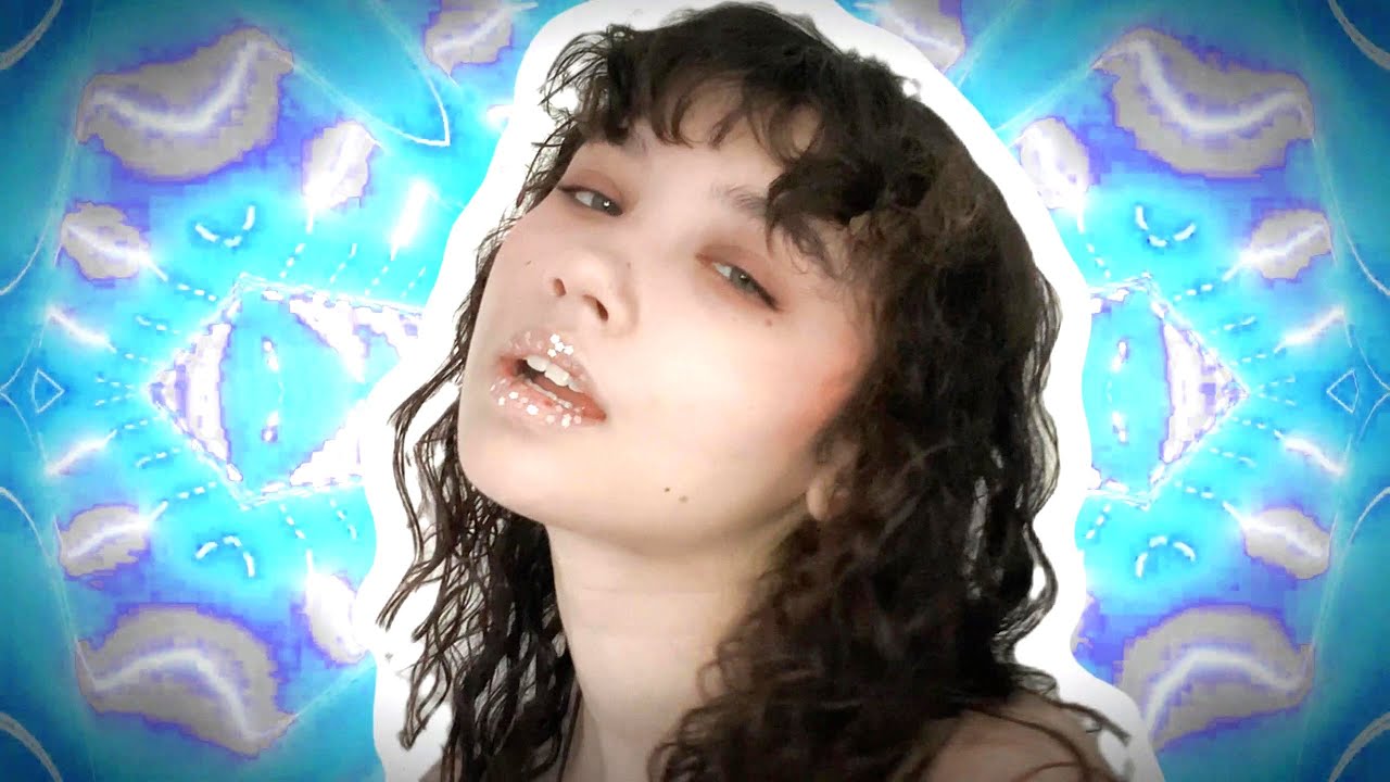 Curly - C0LORS! (OFFICIAL VIDEO) - YouTube