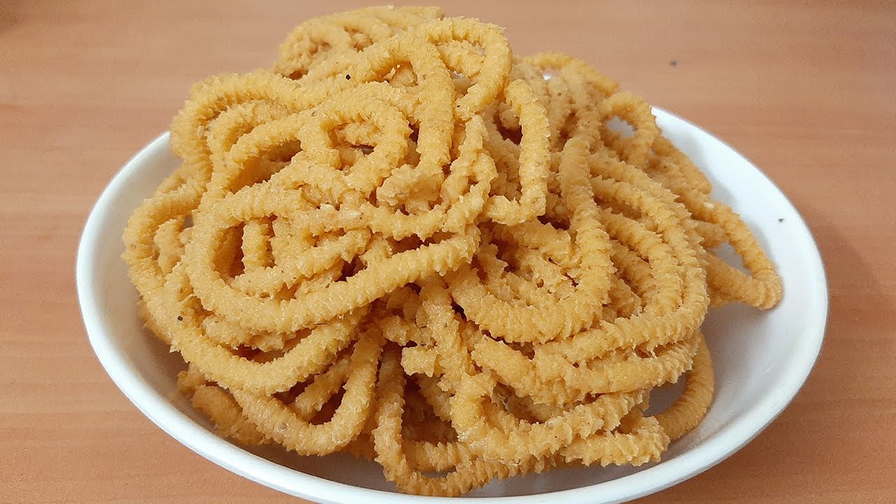 Janthikalu / జంతికలు కరకరలాడుతూ రావాలంటే ఇలా చేయండి / Murukulu - YouTube