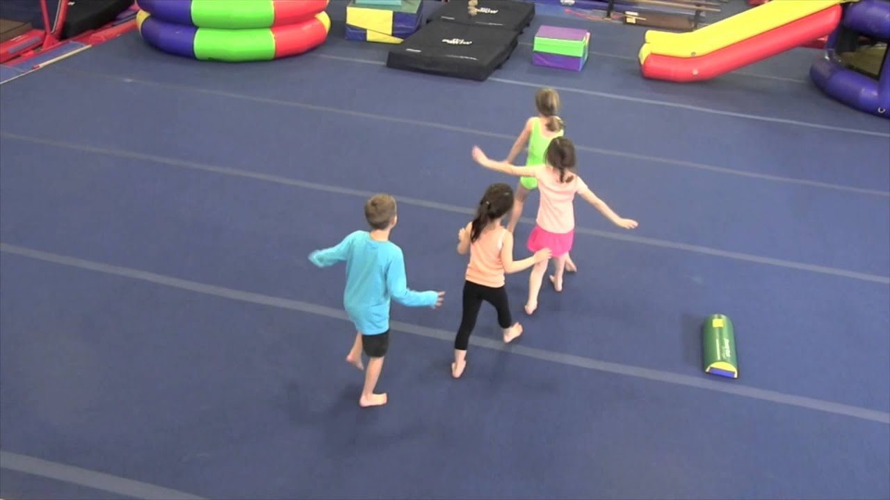 2019 Follow the Leader Walking - YouTube