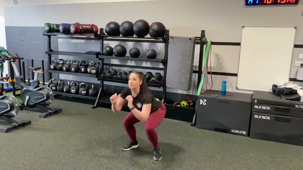 How to do Squat 180s with regressions - YouTube