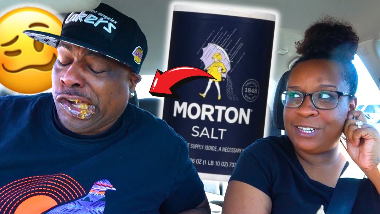EPIC FOOD PRANK: DUMPING A BOTTLE OF SALT IN HIS TACOS *HILARIOUS ...