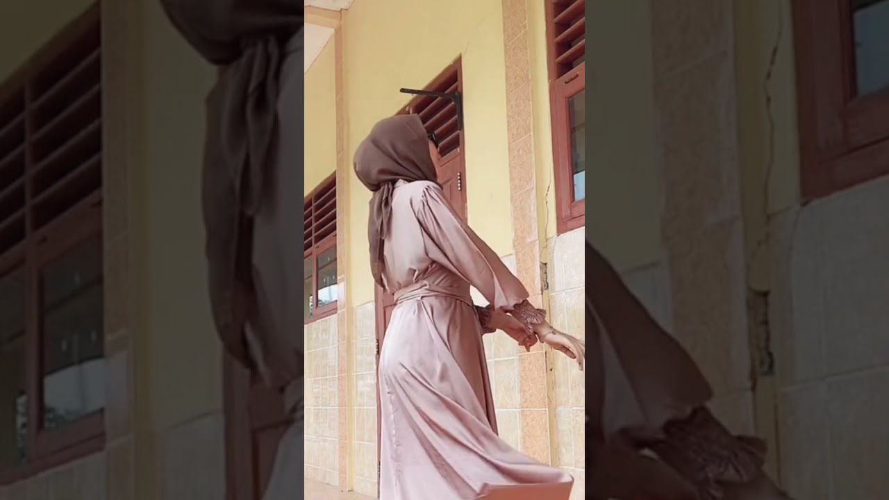 Goyang Tipis-tipis Gadis Berhijab - YouTube
