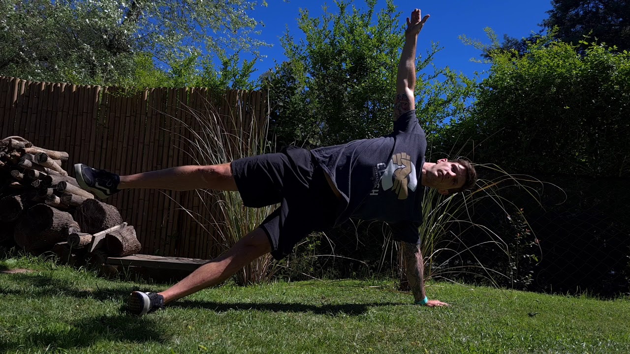 Side star plank hold - YouTube