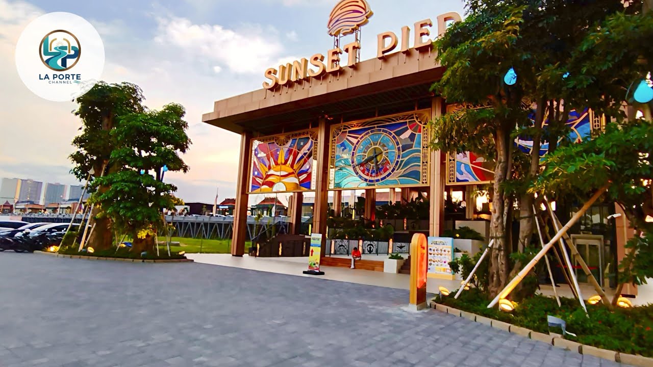 Spot Terbaru Sunset Pier PIK 2 - YouTube