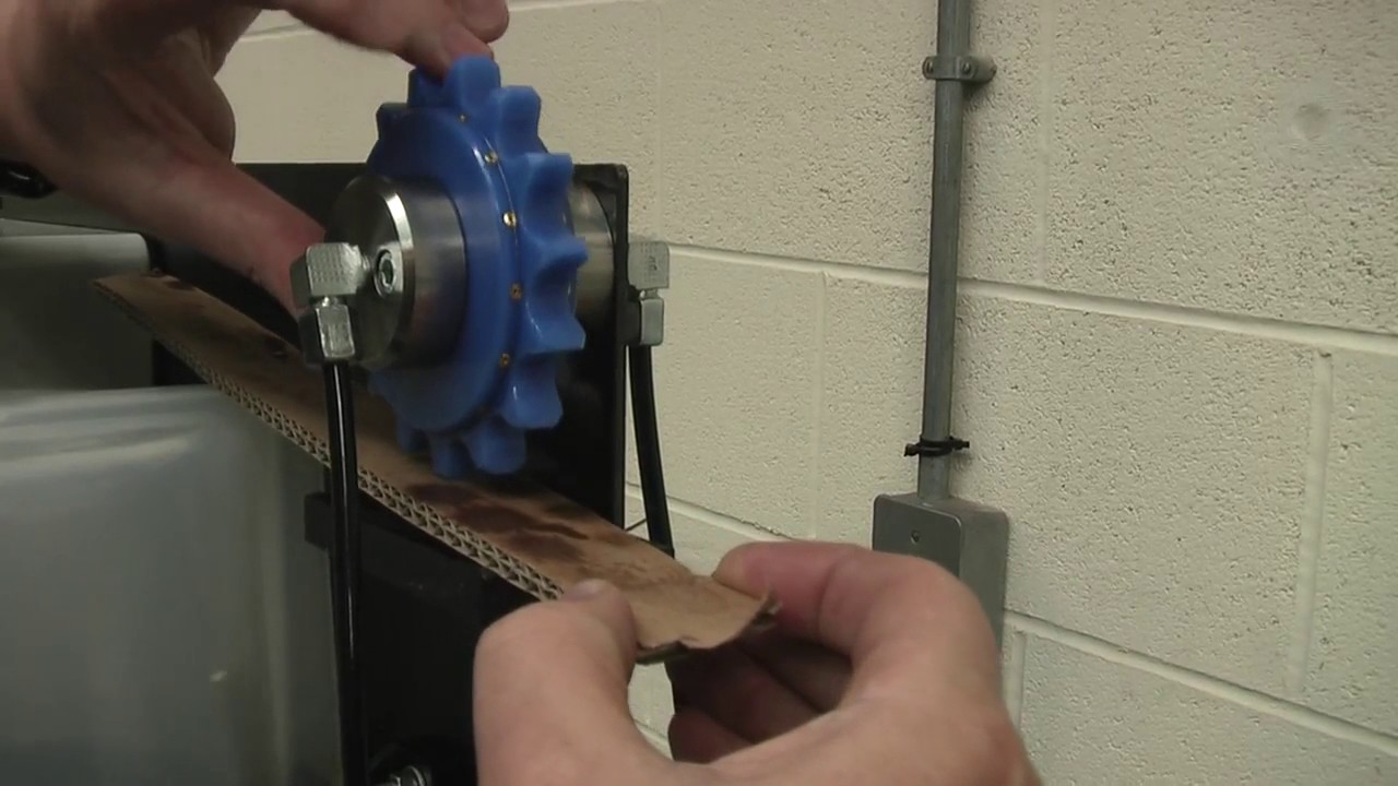 Demostración del Sistema de Lubricación de Cadenas Rotalube de ...