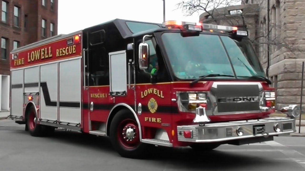Lowell, MA Fire Department Engine 3, Ladder 3, & Rescue 1 Responding ...