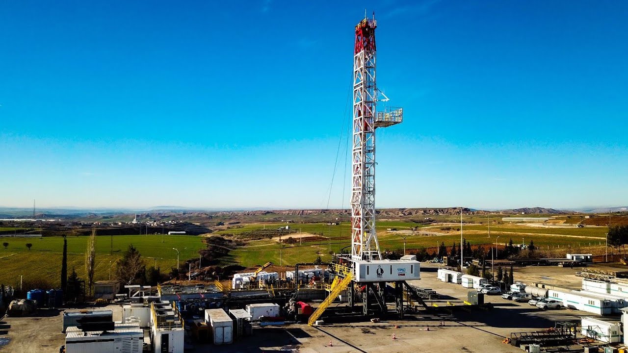 Rig/Rig well drilling/new rig - YouTube