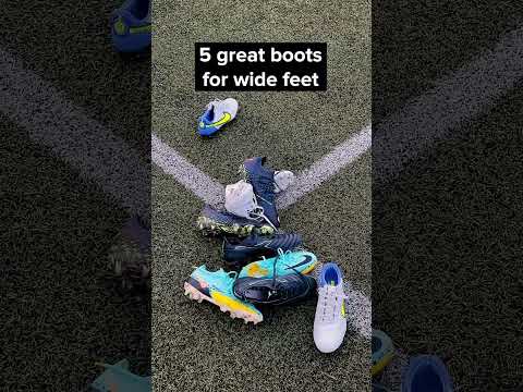 5 perfect boots for wide feet in 2022