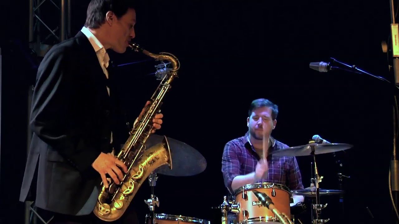 McNally Smith's Artist & Industry Presents: Brian Gallagher - YouTube