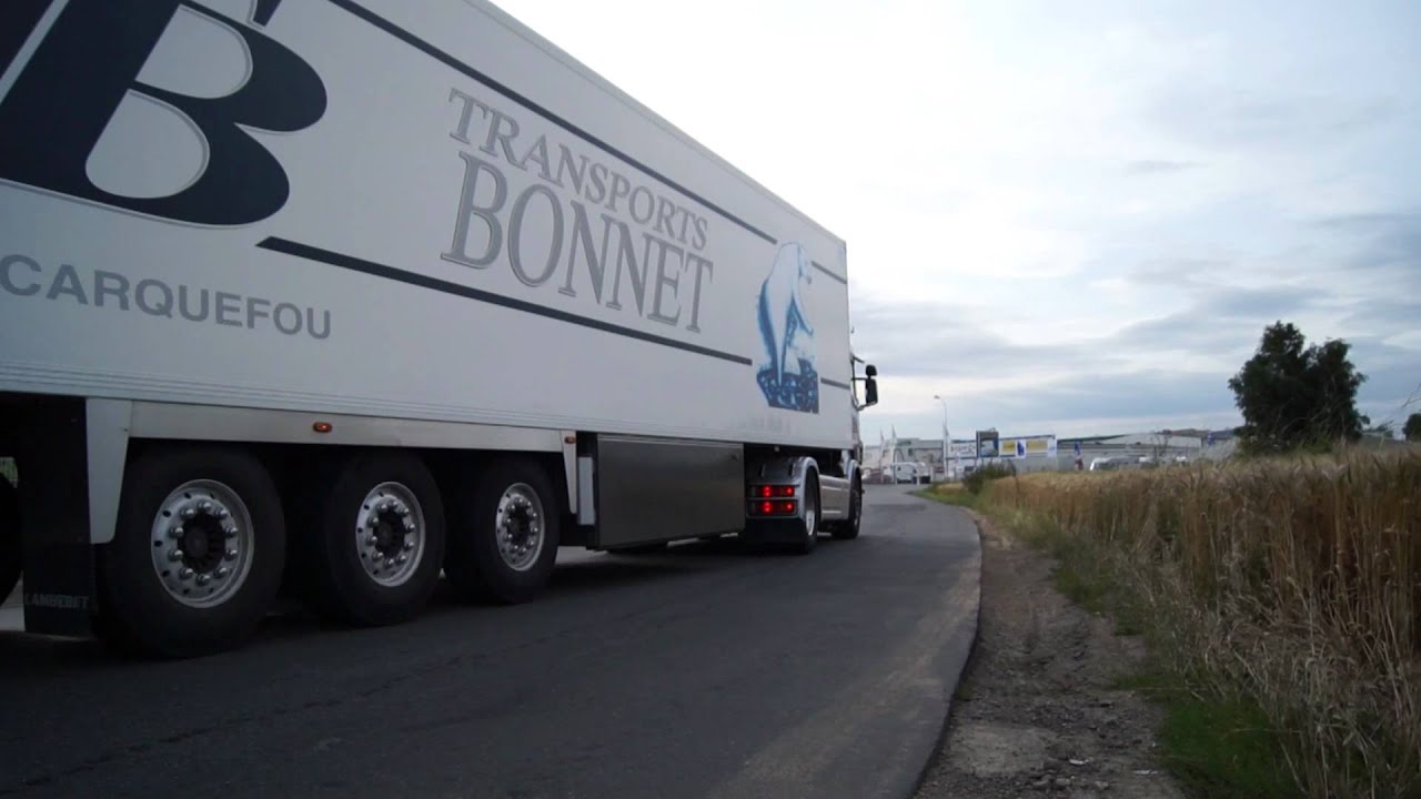 Scania R620 V8 Transports Bonnet - YouTube