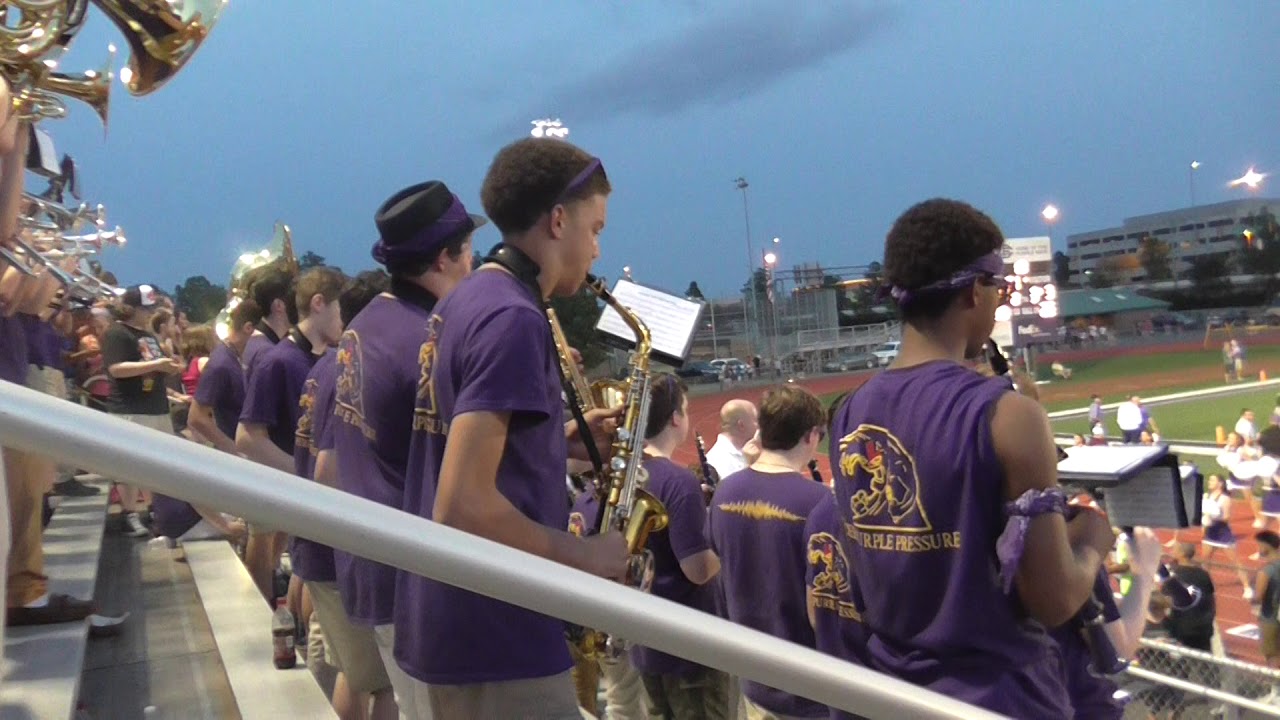 CBHS PEP Band 2017 Smoke on the water - YouTube