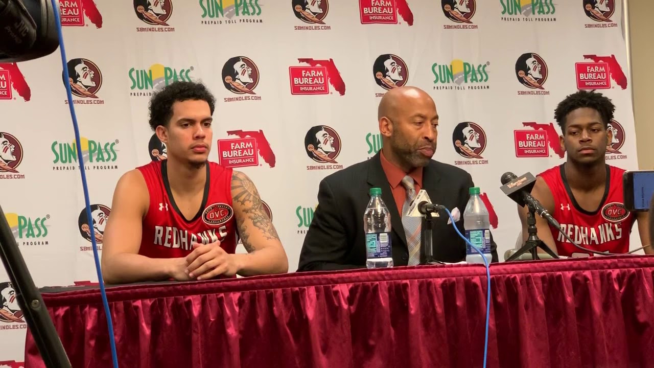 SEMO Head Coach Rick Ray, #3 Skyler Hogan, and # 25 Ledarrius Brewer ...