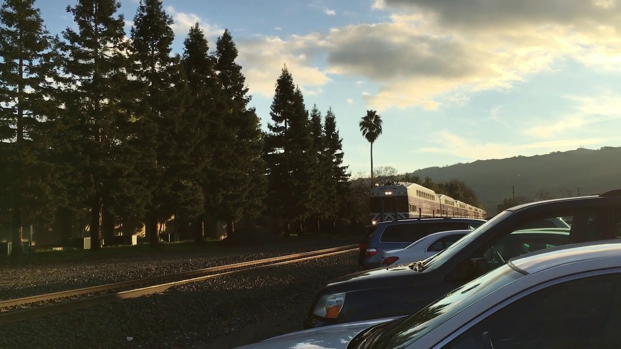 Ace 3104 4:30 going through pleasanton - YouTube
