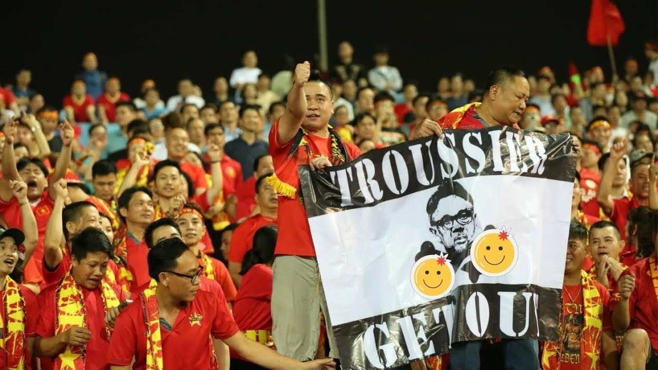 Troussier OUT ! #huysixpodcast - YouTube