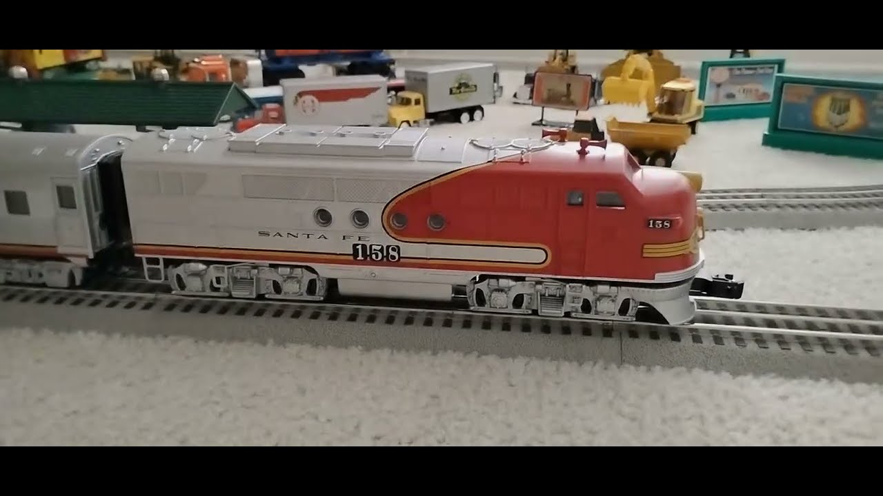 Lionel Santa Fe FT #158 O Gauge El Capitan Passenger Train Layout Run ...