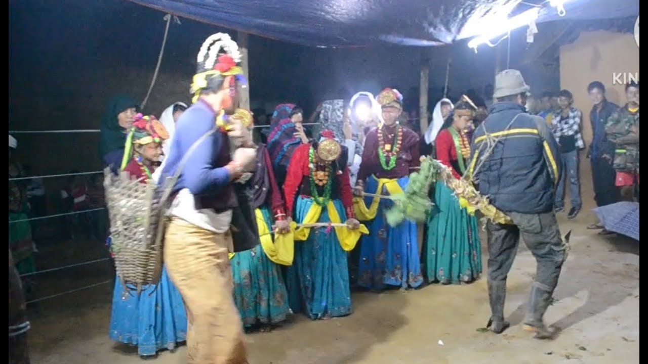 गुरुङ समुदायमा नाचिने घाँटु नाचमा जोगी निकाल्दै II रमाईलो Ghatu dance ...