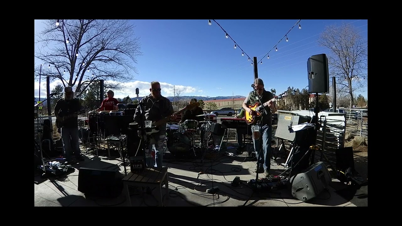 Living Room Band - Something In A - YouTube