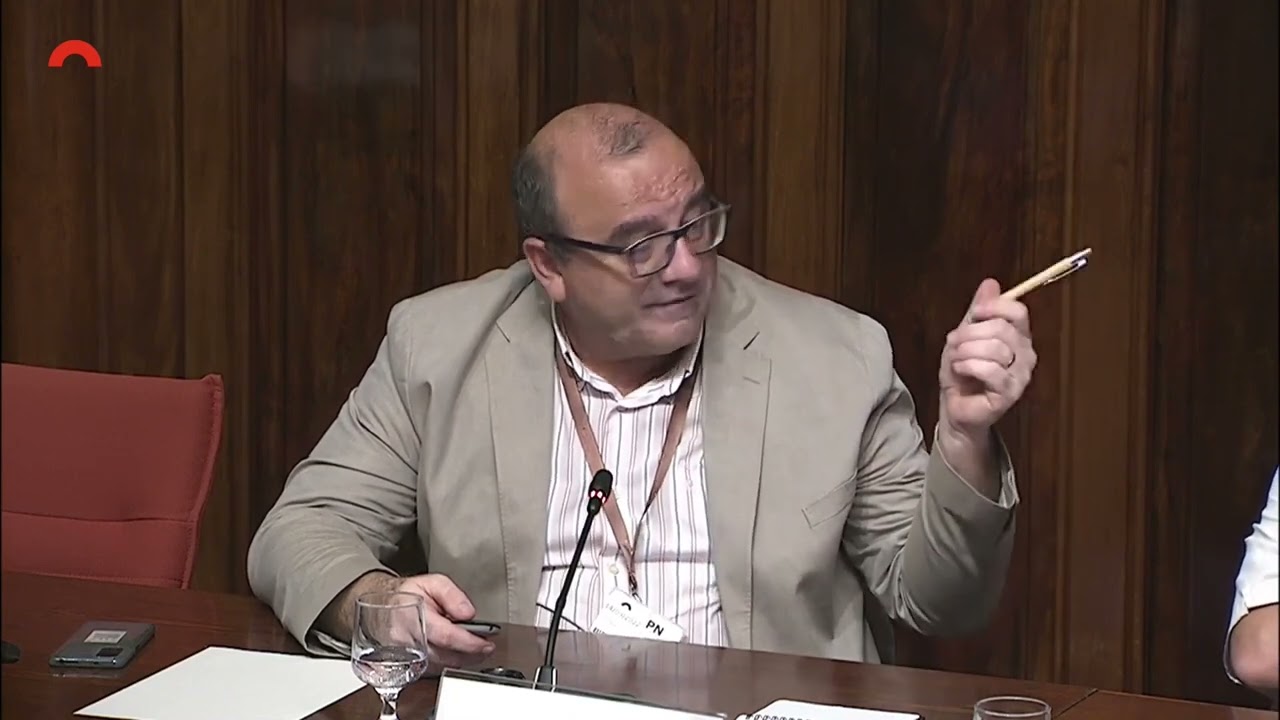 Antonio Turiel habla en el Parlamento de Cataluña y ES IGNORADO por ...