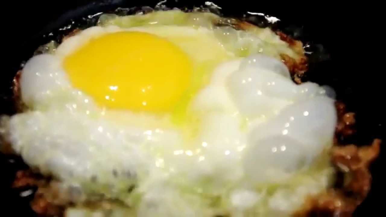 How to Fry an Egg - YouTube