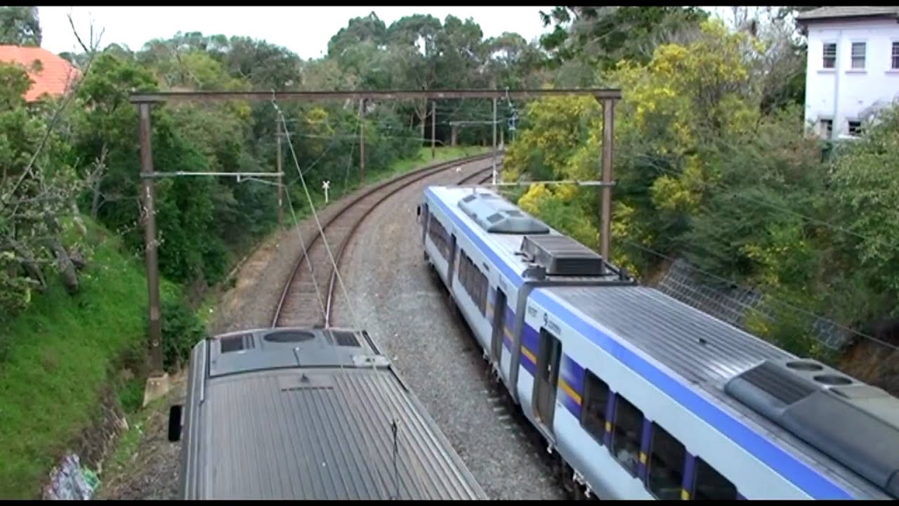 Australian trains : Alamein Line change over - YouTube