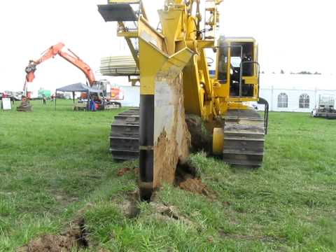 Tracked Drainage Machine in Sweden! - YouTube