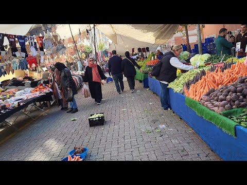 İstanbulda Bir Semy Pazari