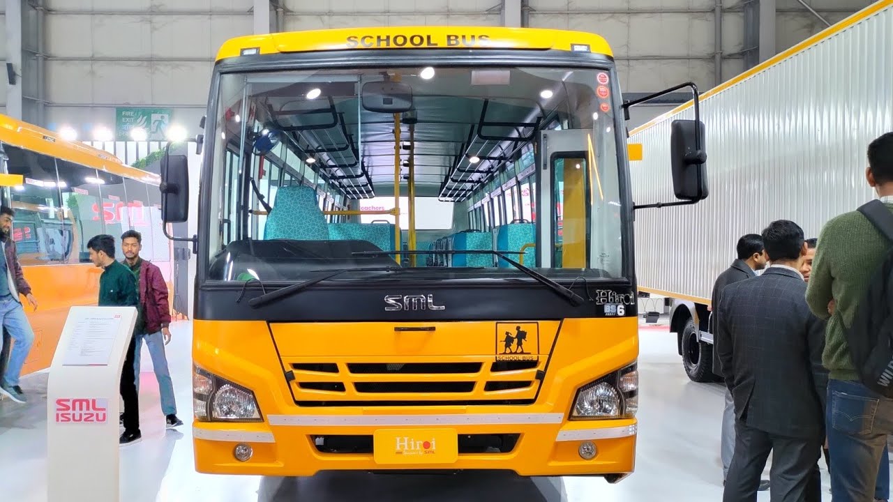 SML Hiroi School Bus 5300 Launched @ 2023 Auto Expo - Walkaround | Full ...