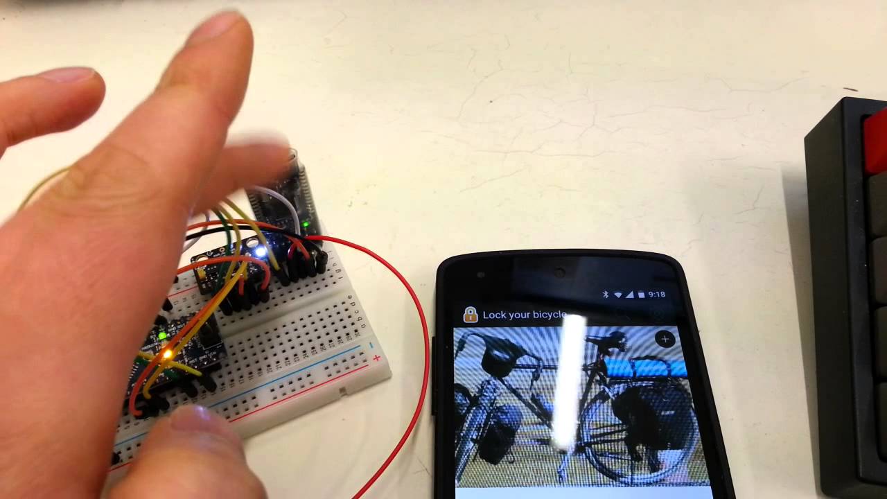 Lock with beacon - YouTube