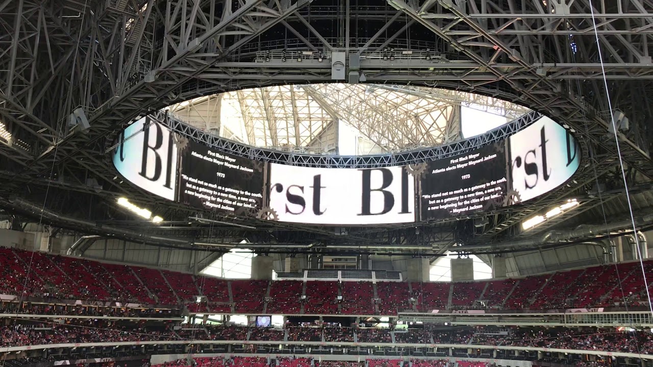 Roof opening ceremony at Mercedes-Benz Stadium - YouTube