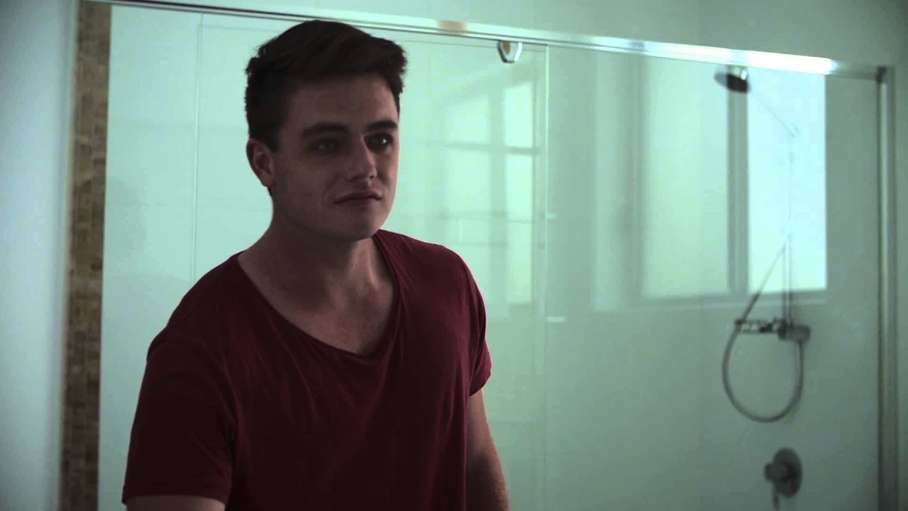 ESCAPE - OFFICIAL TRAILER 2014 - YouTube