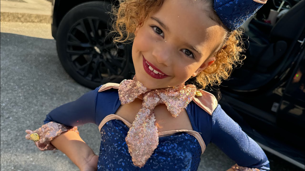 Getting ready for dance recital pictures! - YouTube